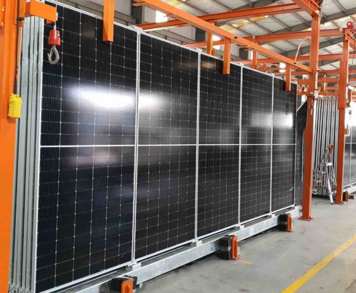 5B unveils more powerful, quicker to install Maverick solar solution ...