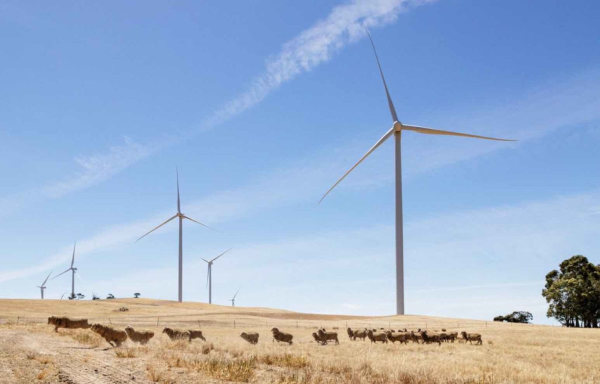 Greenleaf signs up Spanish group for 166MW Queensland wind farm ...