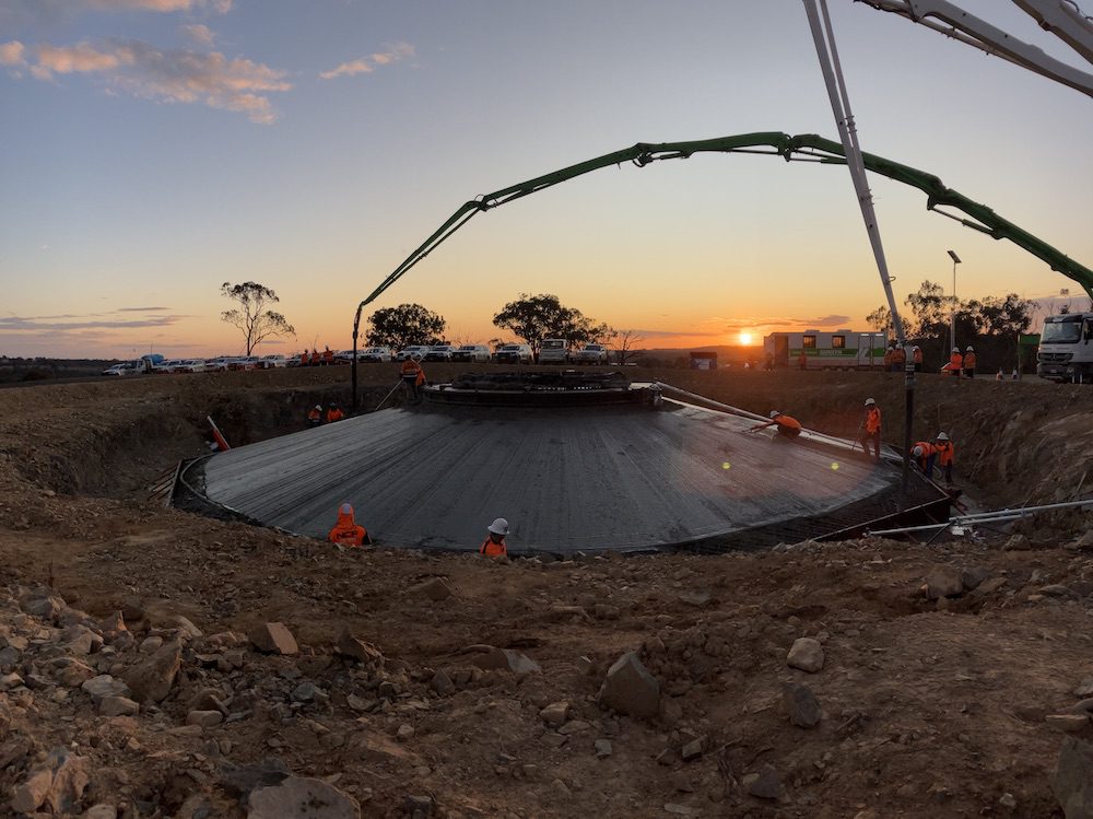 Telstra underwrites Australia's biggest wind farm in PPA with Ark ...