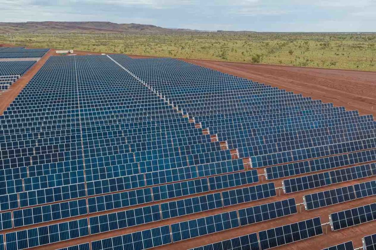 Rio Tinto plans another two large solar farms and 200MWh battery ...