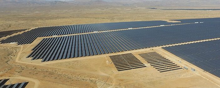 Giga-scale desert region solar plants may have positive climate impact ...