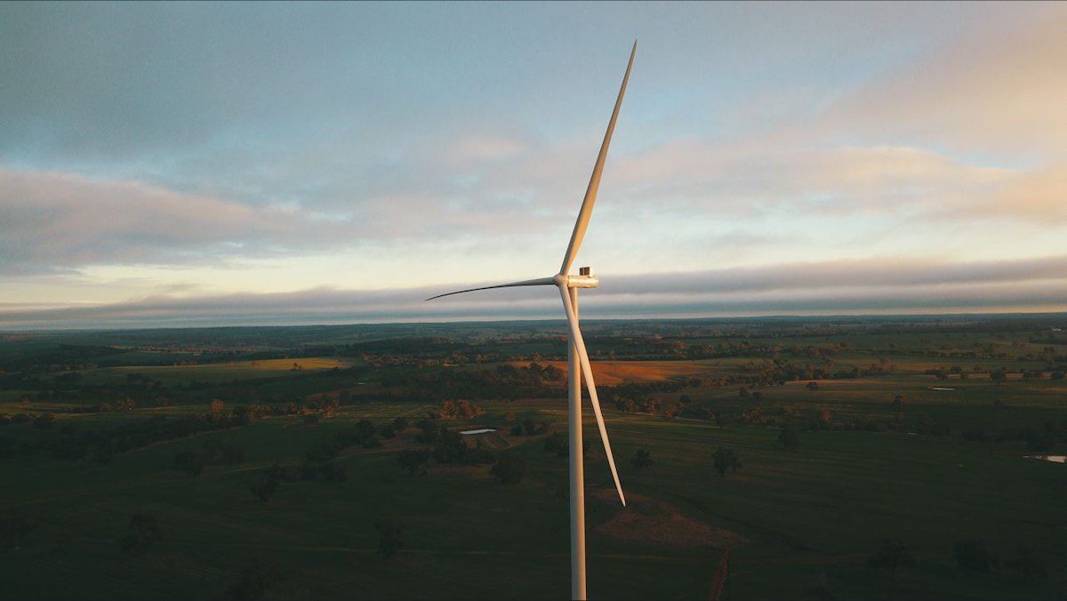 Turbines go up at Flat Rocks wind farm, to power BHP nickel mines ...
